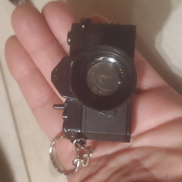 Other | Vintage Mini Camera Viewer Keychain Souvenier Ellis Island ...